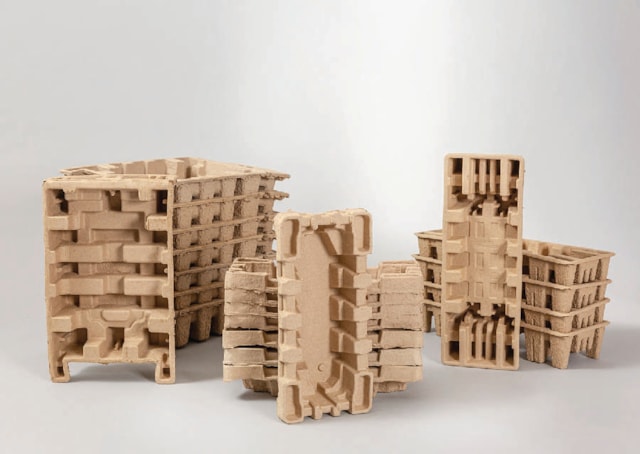 Moulded pulp packaging